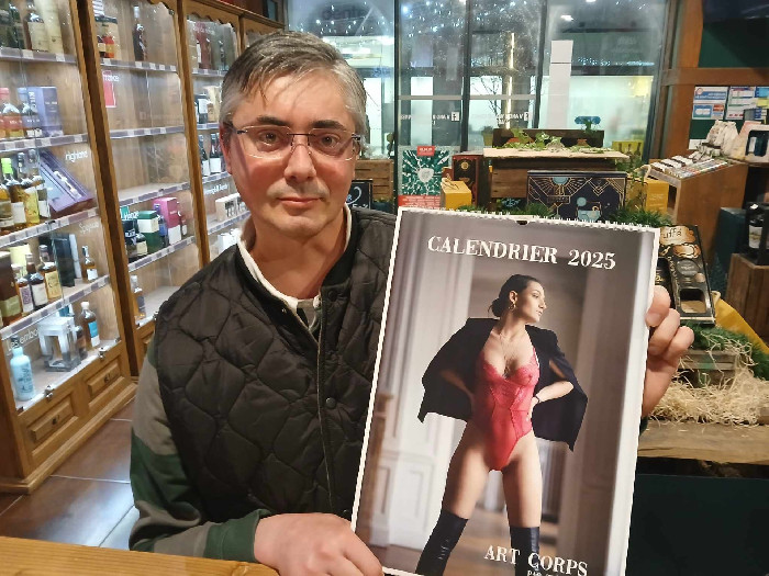 Une année de charmes avec le calendrier de Stéphane Ribault :: valexplorer